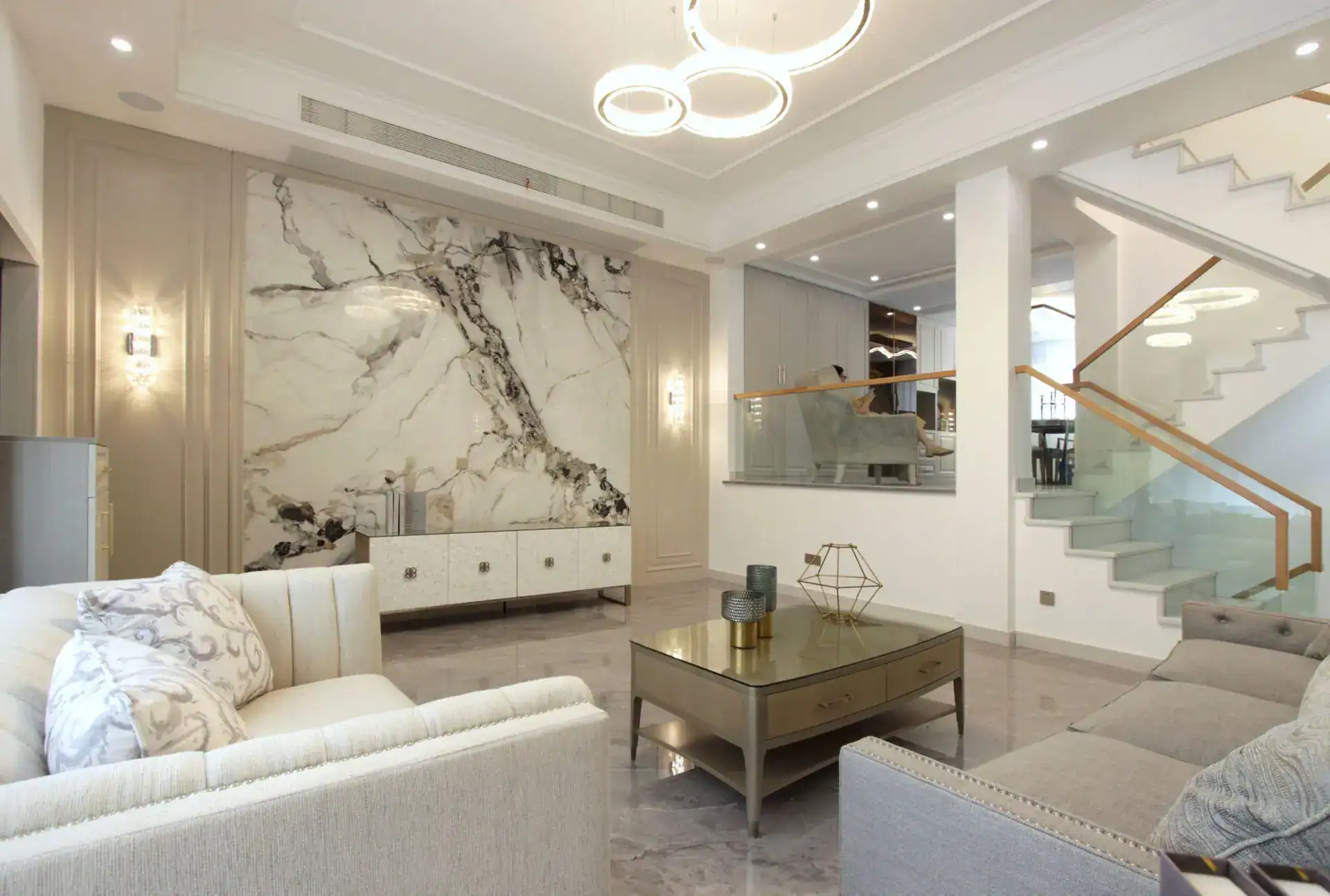 One Minute to Understand Custom Home Panels